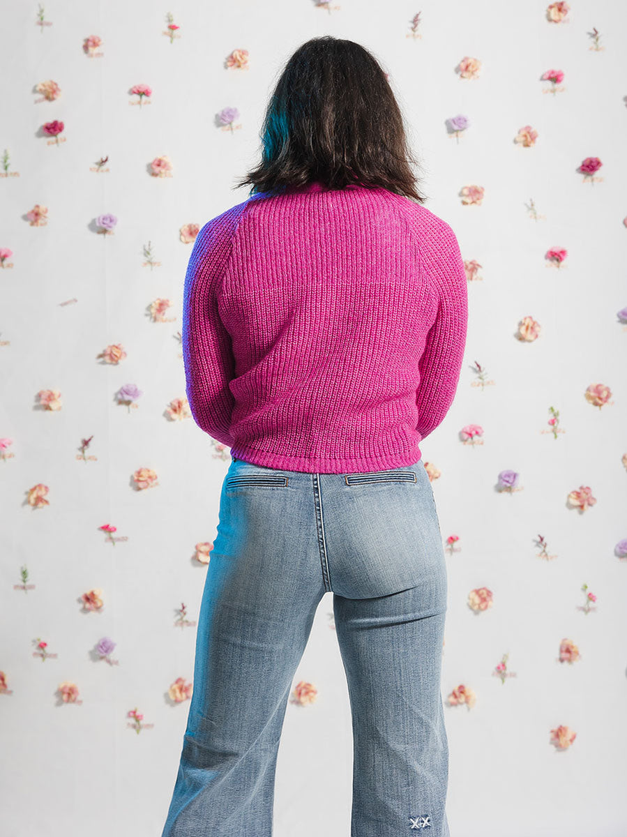 Demi Raspberry – Hello Friday